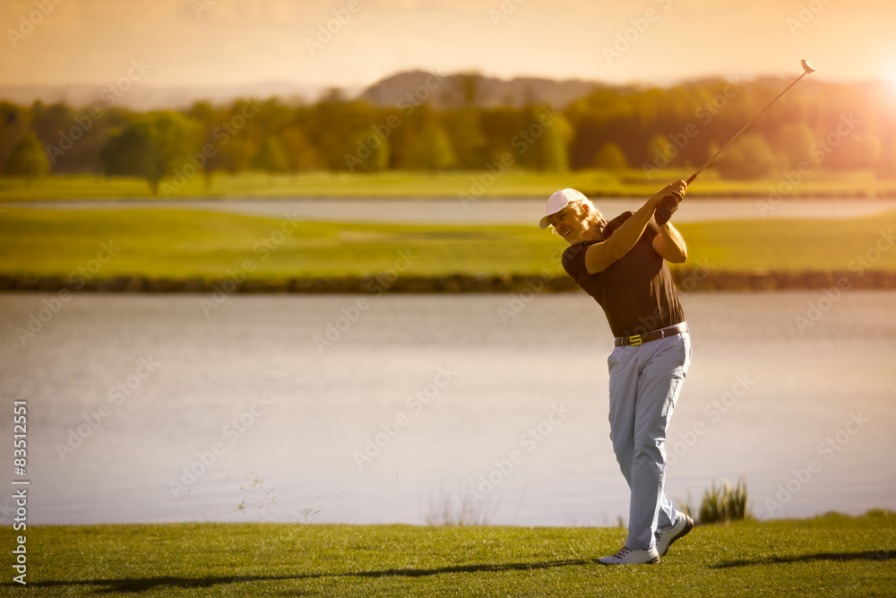 Best Golf Drivers for Seniors (2026 Buyer’s Guide) | Distance ...